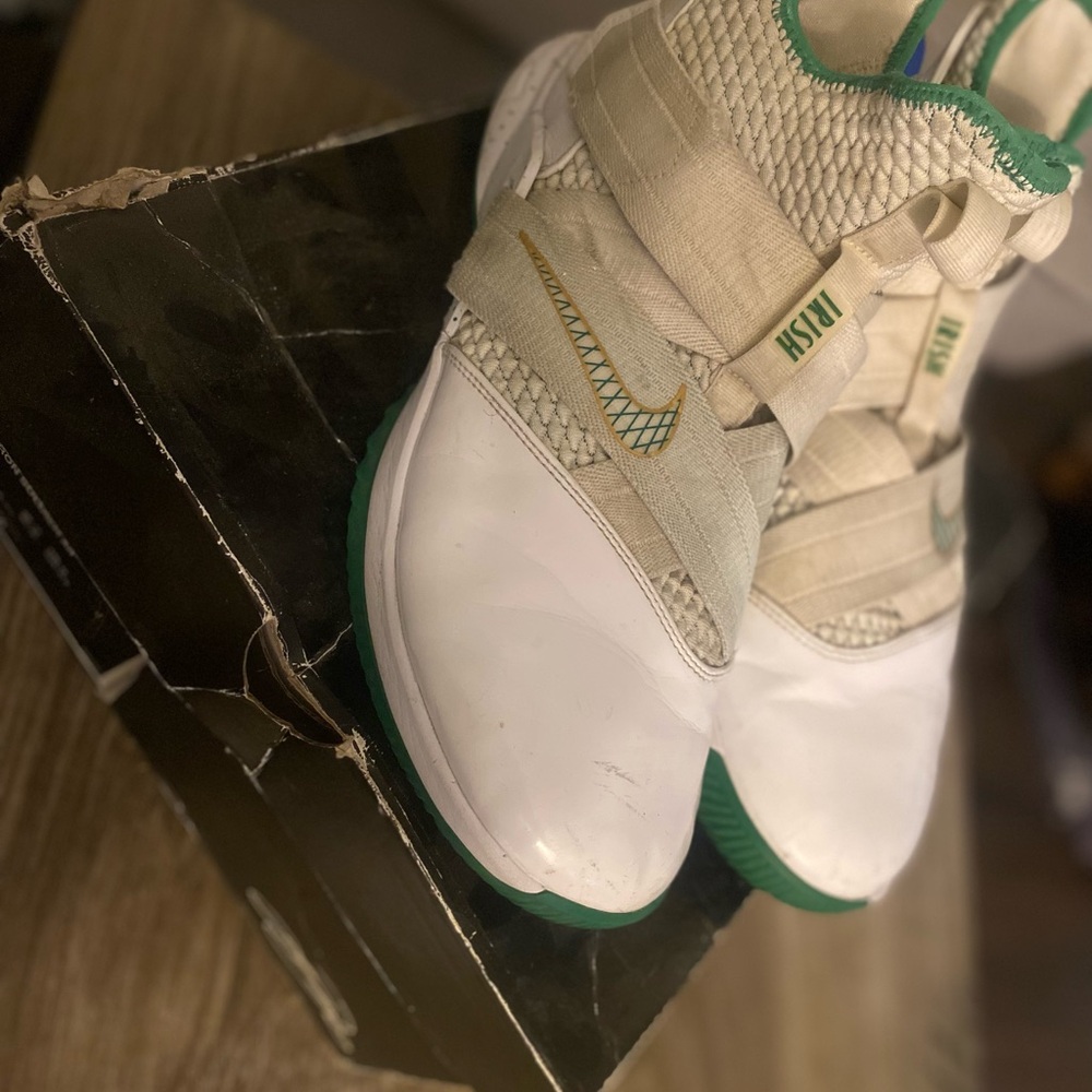 Lebron Soldier Fighting Irish Basketball Shoes - Gem